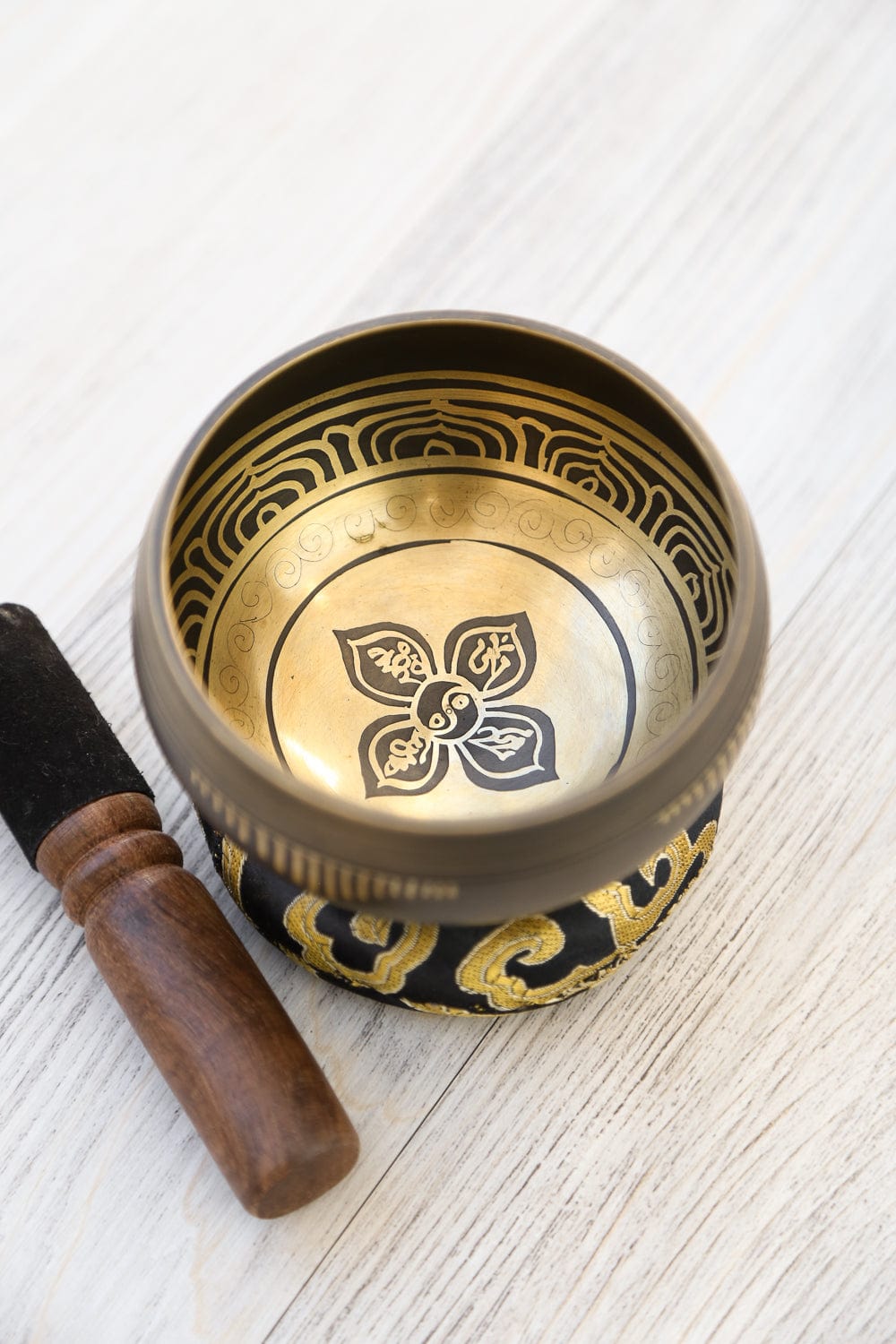 Dorje Protection Singing Bowl Gift Set - DharmaShop