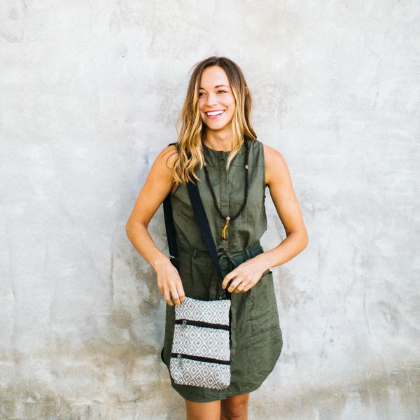 Diamond Pattern Travel Bag - DharmaShop