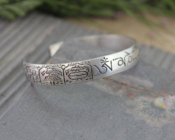 Silver Plated Om Mani 8 Auspicious Bracelet - DharmaShop