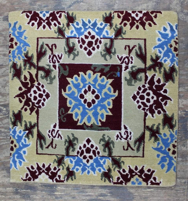 Traditional Flower Mandala Tibetan Meditation Carpet - DharmaShop