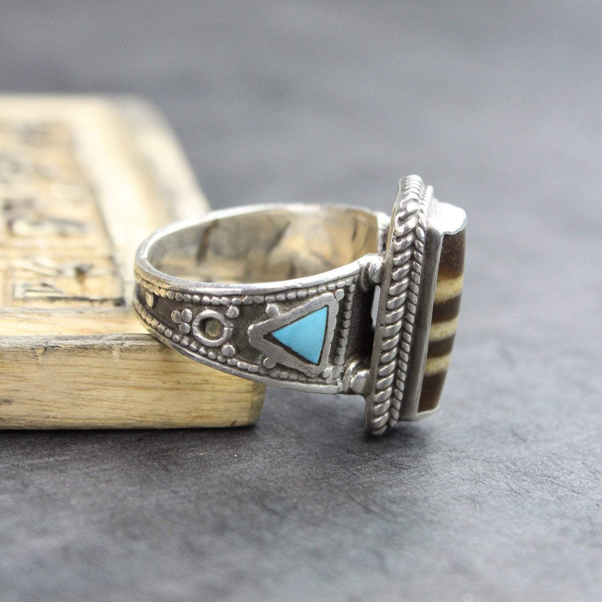 Agate Dzi Ring with Turquoise Accents - DharmaShop
