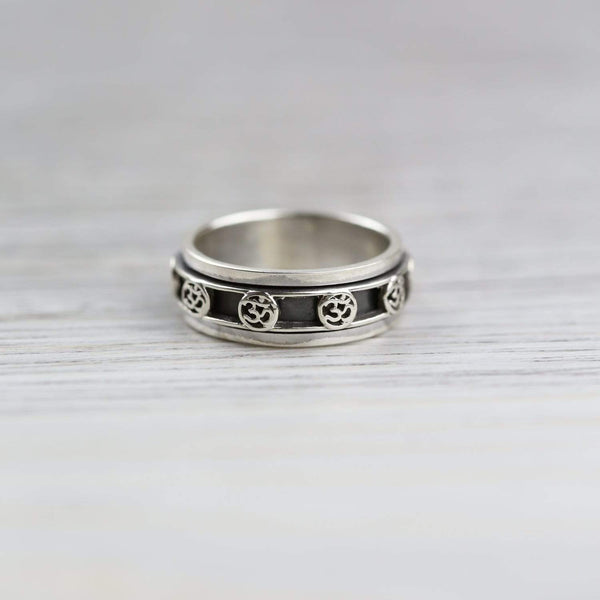 Om Spinning Meditation Ring - DharmaShop