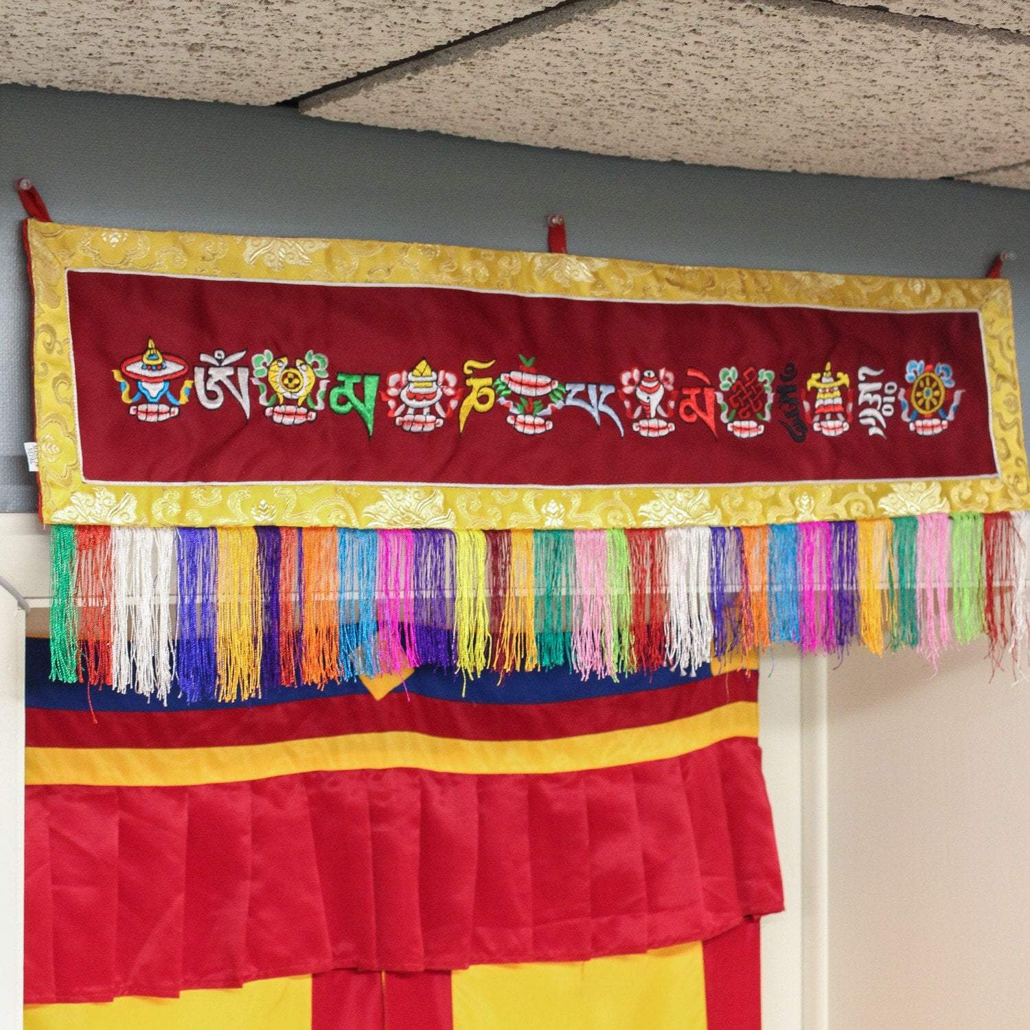 Om Mani Auspicious Symbols Horizontal Banner - DharmaShop